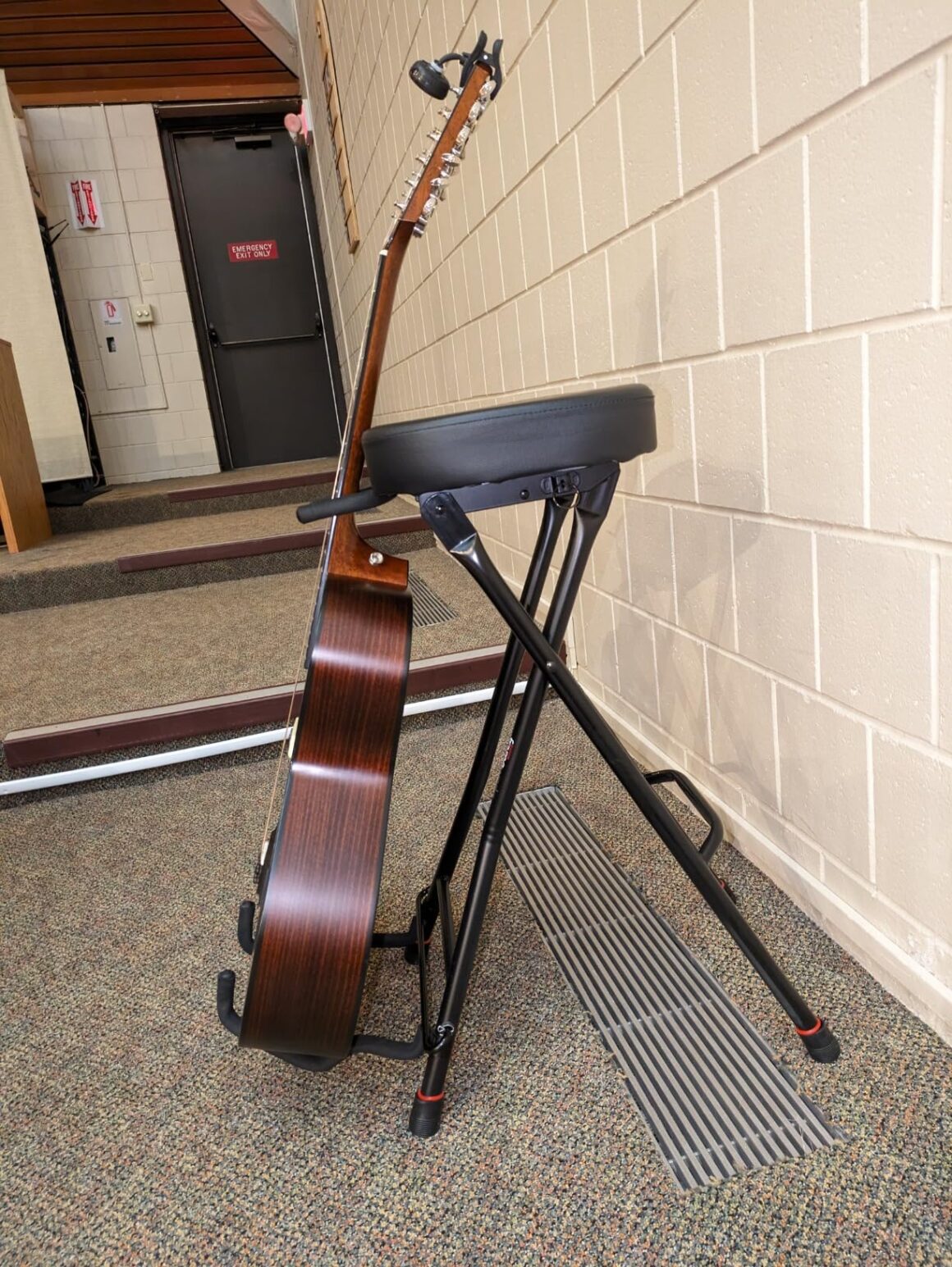 10 Best Guitar Stools And Chairs (May 2026) Tested - VVN News