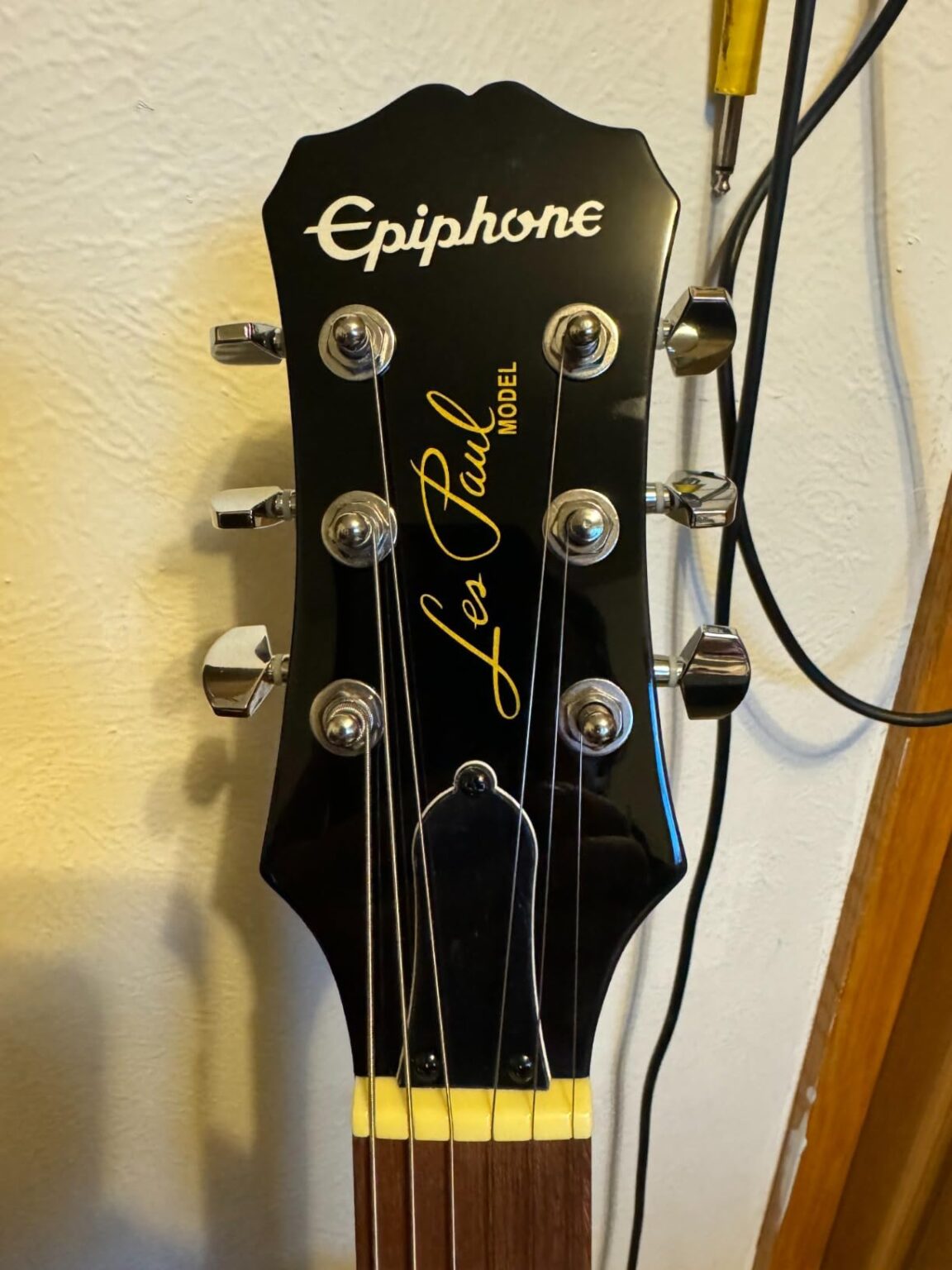 12 Best Les Paul Style Guitars (March 2026) Tested & Reviewed - VVN News