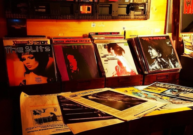 12 Essential Female Punk Bands That Shaped Music History (May 2026 ...